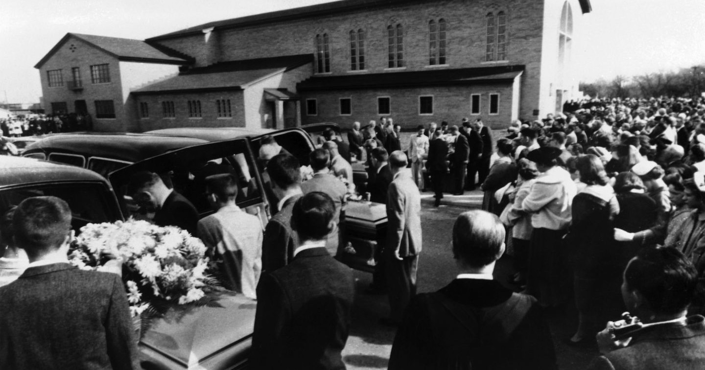 November 15, 1959: The Clutter Family Is Murdered in Holcomb, Kansas ...