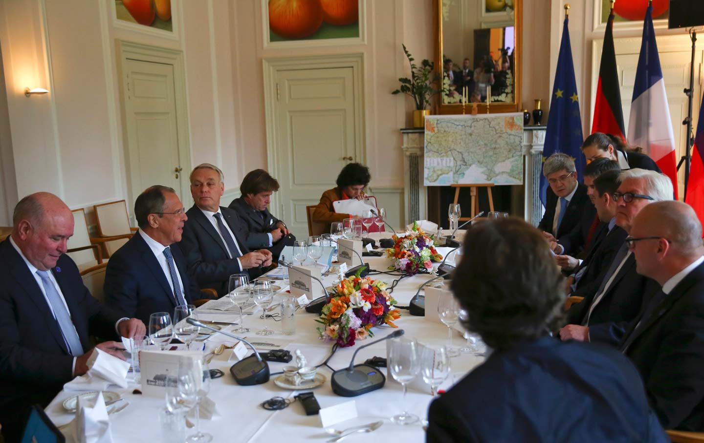 Ukraine Peace Talks Stall While Divisions Within the Country Deepen ...