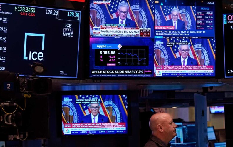 Do People Think the Economy Is Bad Because the Media Failed, or Because ...